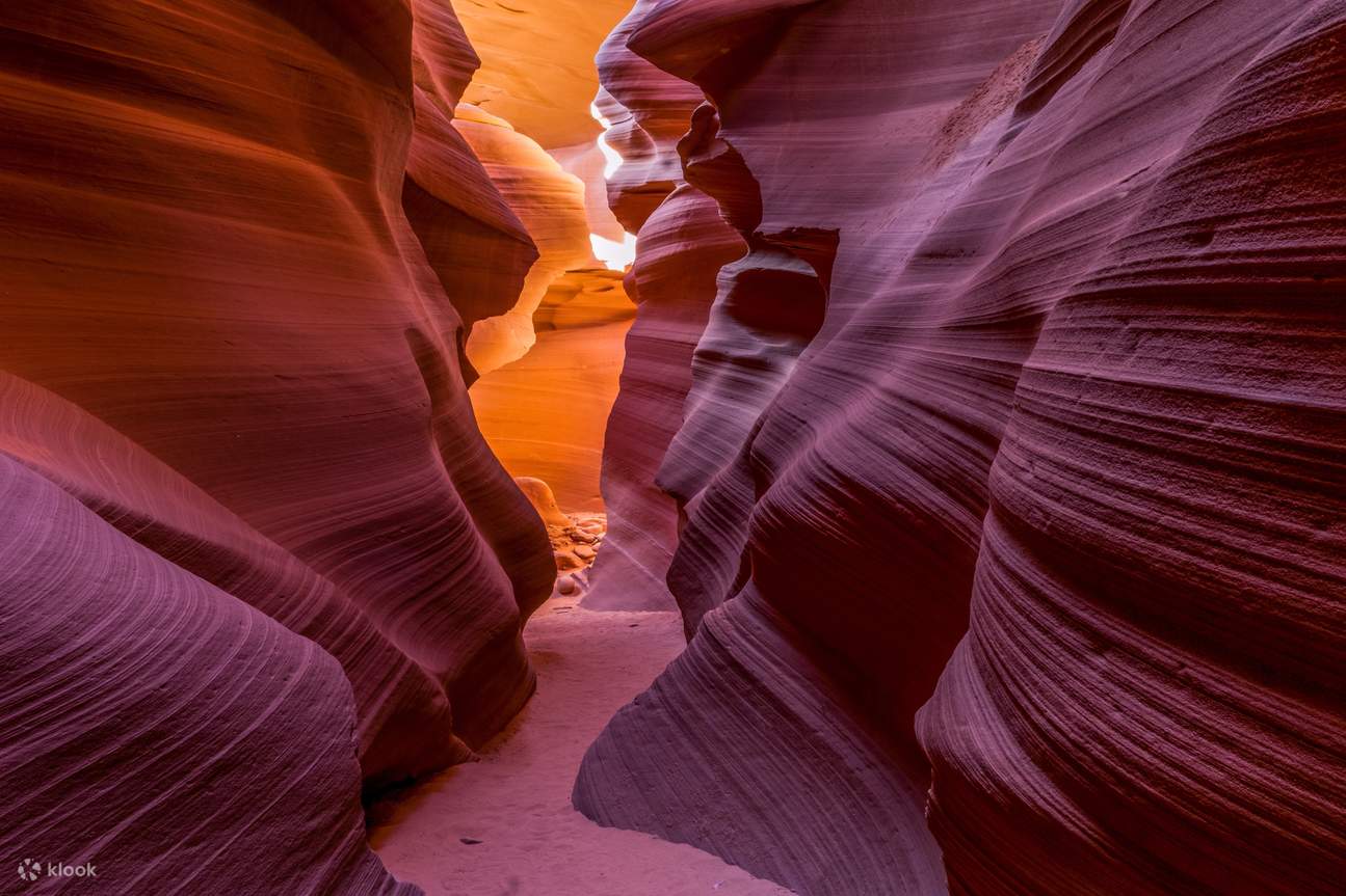 Lake Powell Kayak and Water Antelope Canyon Hike Tour - Klook