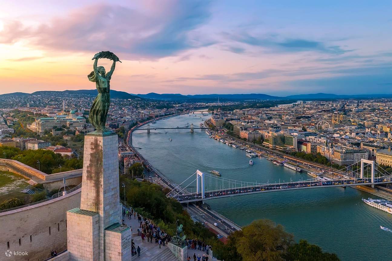 From Vienna: Budapest & Bratislava Guided One Day Tour - Klook