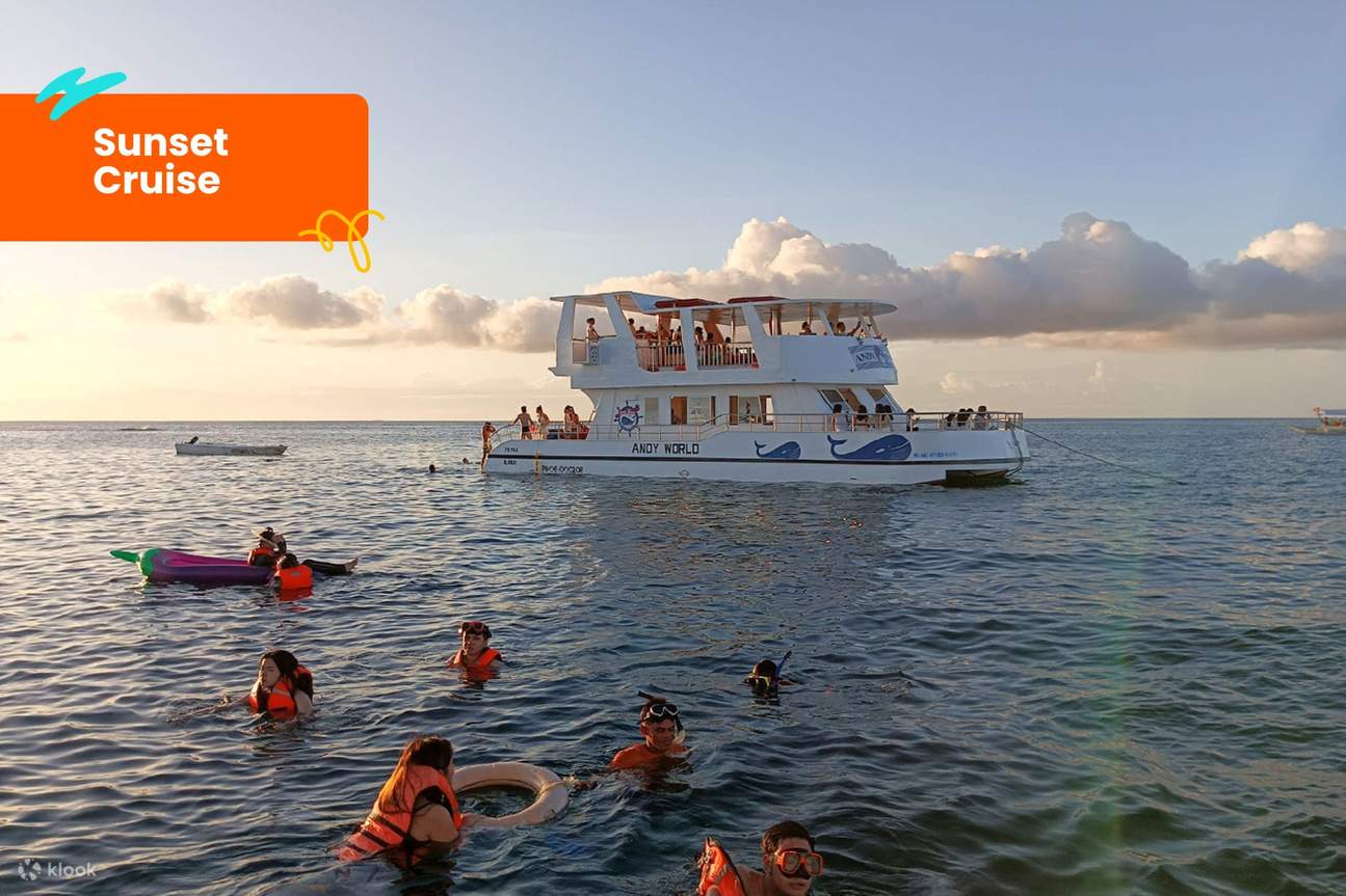 Boracay: Pelayaran Parti Terbaik oleh Andy World Yacht - Klook Amerika ...