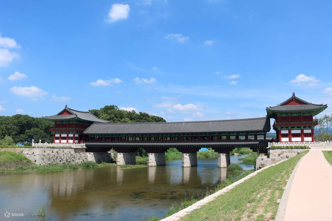 Gyeongju The UNESCO World heritage sites Tour(Max 7pax)Free pick-up - Klook