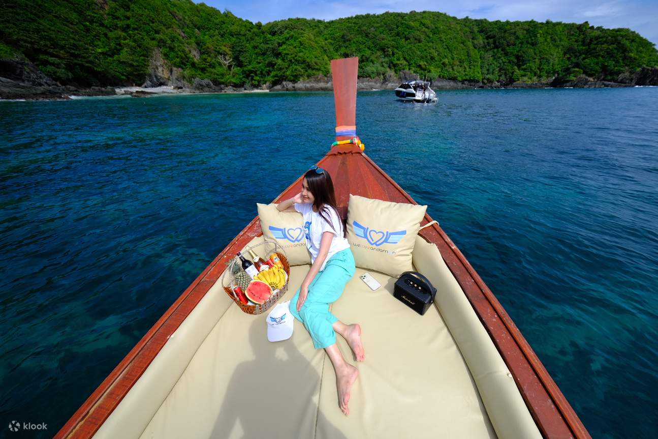 Sertai Dalam Menaiki Bot Tradisional Mewah Persendirian Pulau Coral ...