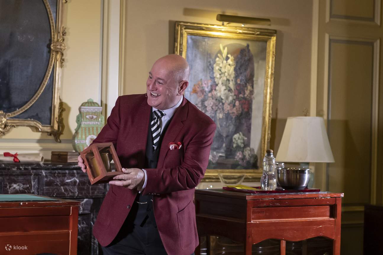 Soirée Ajaib Pesulap Pria dengan Canapés - Klook Indonesia