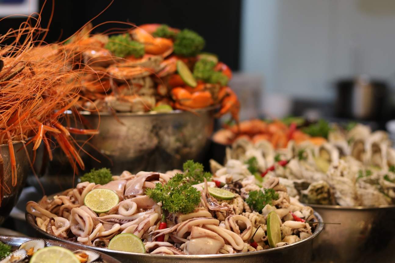 Seafood Weekend Buffet Dinner at Novotel Living Saigon South - Klook