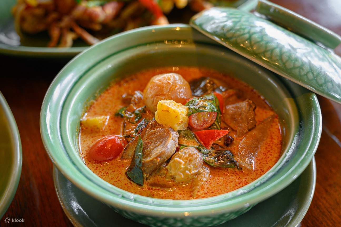 Thara Thong Royal Orchid Sheraton Bangkok - Klook Australia