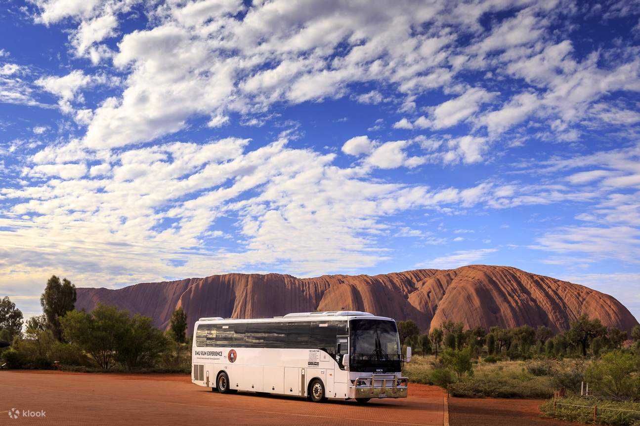 Transfer Pelatih Uluru - Klook Indonesia
