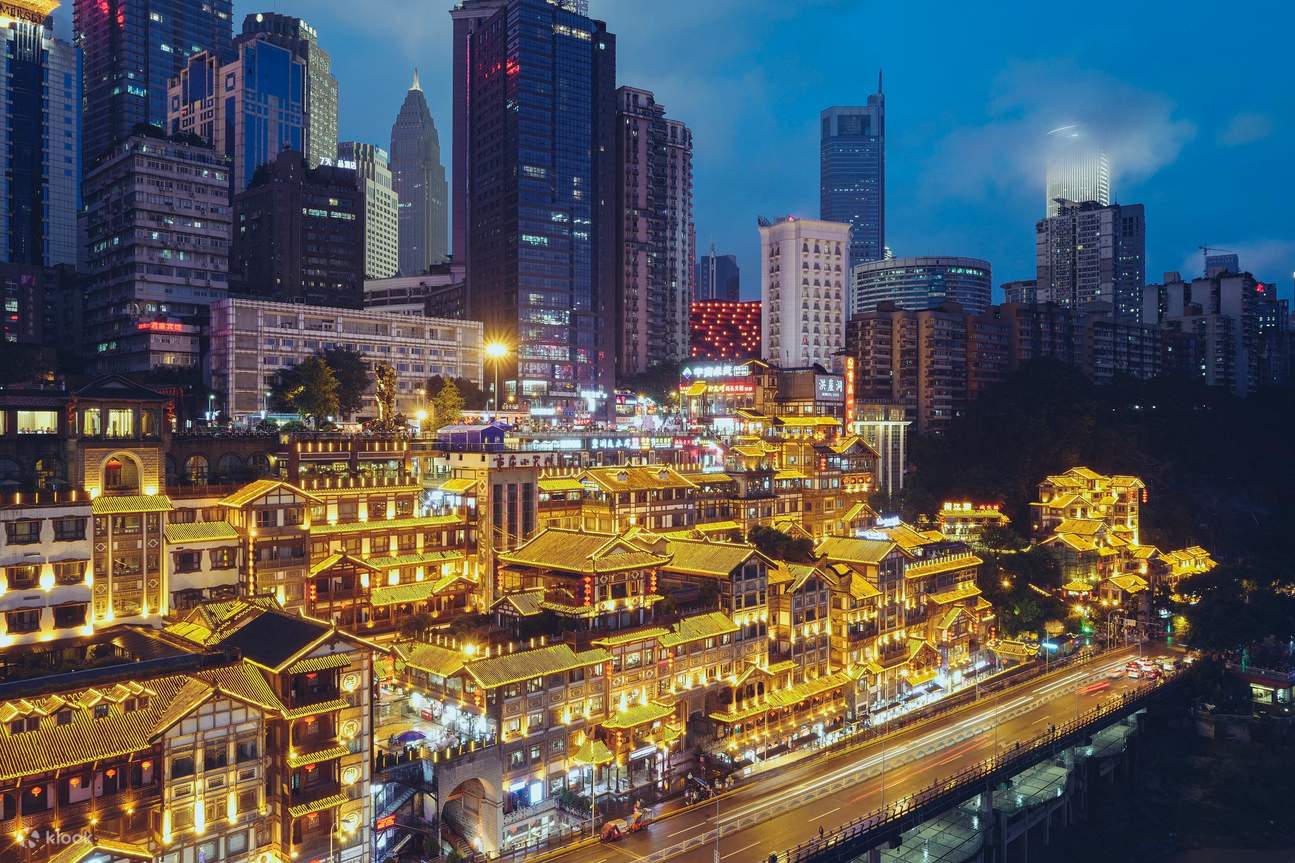 Chongqing Private Guided Night Tour Jambatan Sungai Yangtze Gua Hongya ...