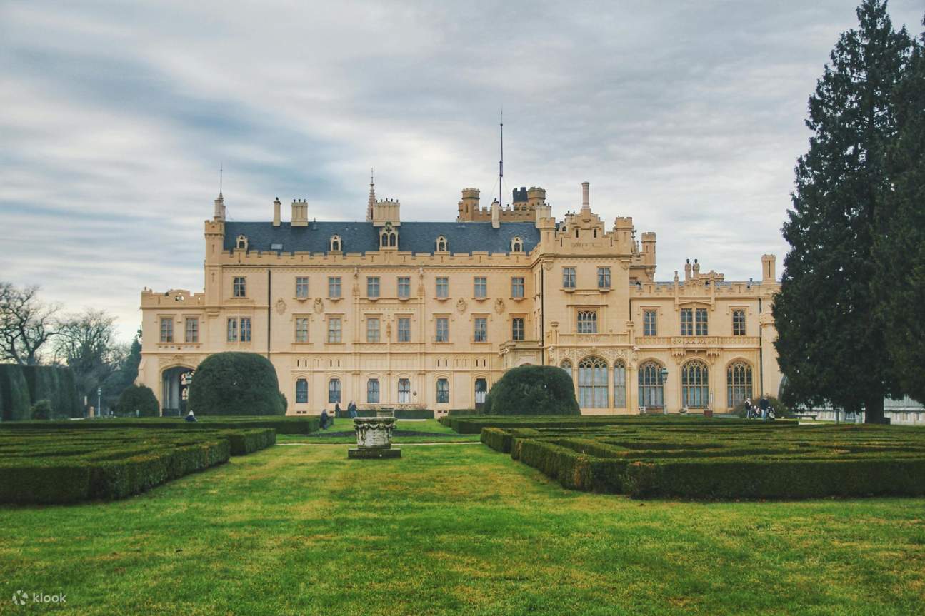 Lednice, Valtice and Brno Moravia Tour from Vienna - Klook Estados Unidos