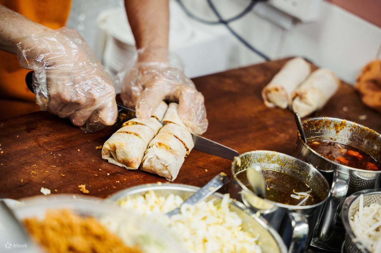 Kleine Gruppe: Michelin & Lokale Hawker Food Tour - Klook, Vereinigte ...