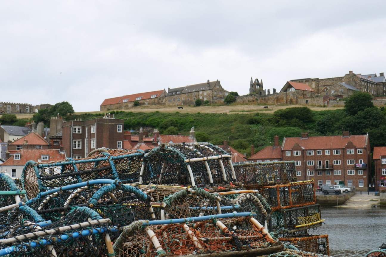 Full-Day Heartbeat Locations Tour from York - Klook