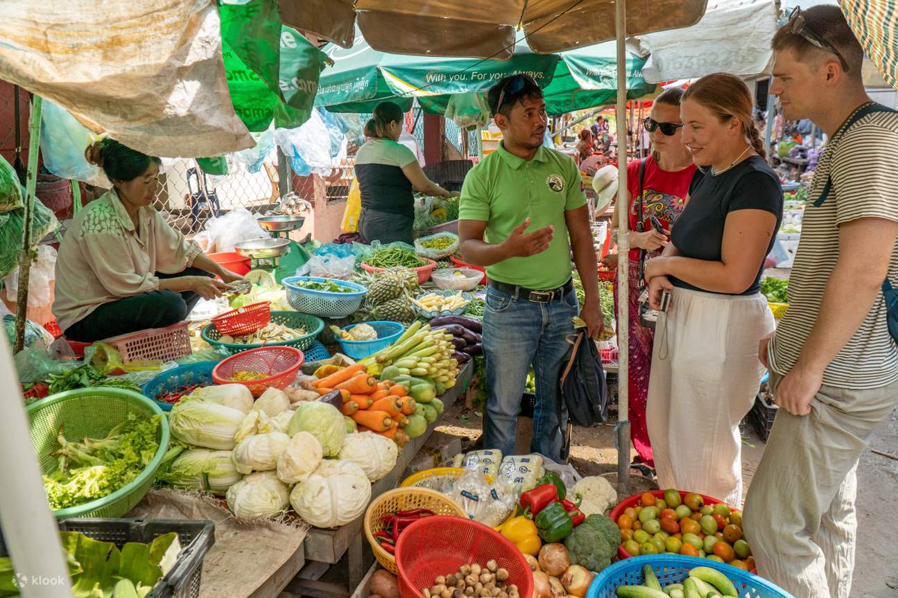 Phnom Penh Silk Island Haft Day Vespa Tour - Klook