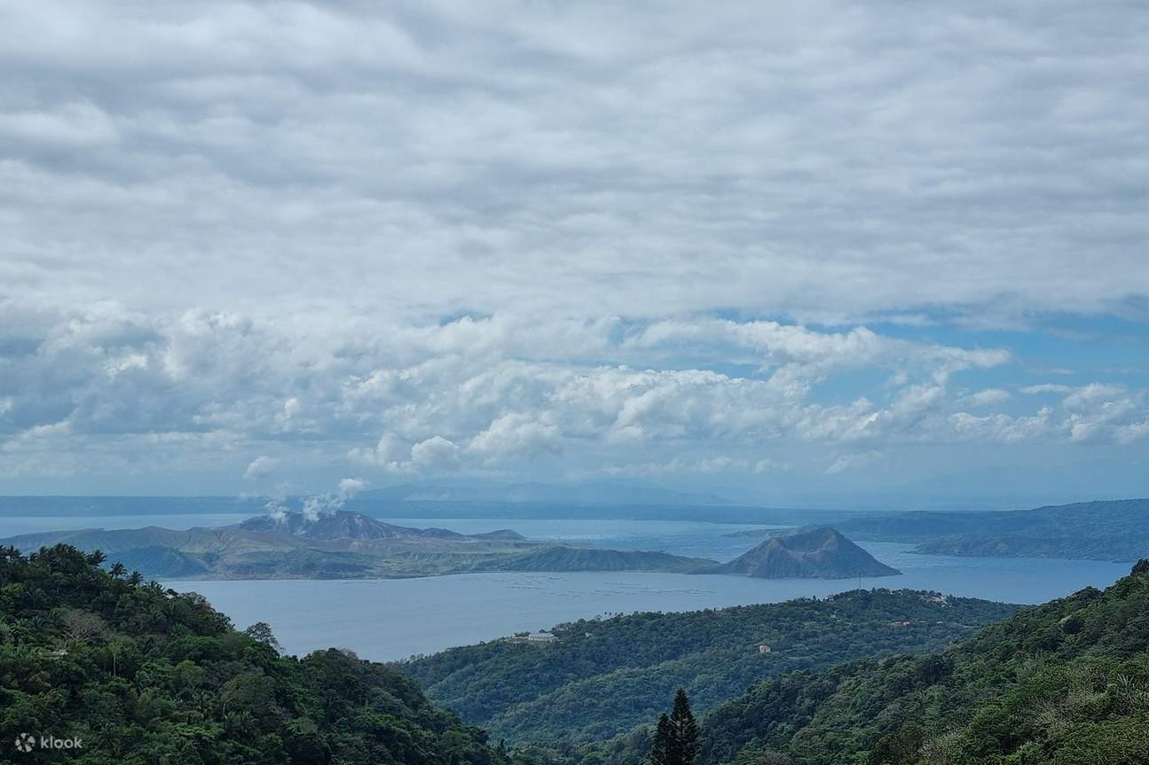 Breathtaking Vistas Await: Panoramic Tagaytay Ridge Tour with Taal ...
