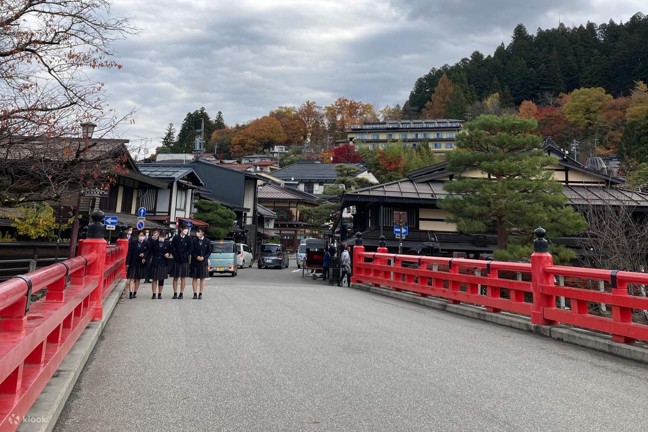 2D1N Shirakawago & Takayama & Kanazawa Bus Tour from Nagoya - Klook