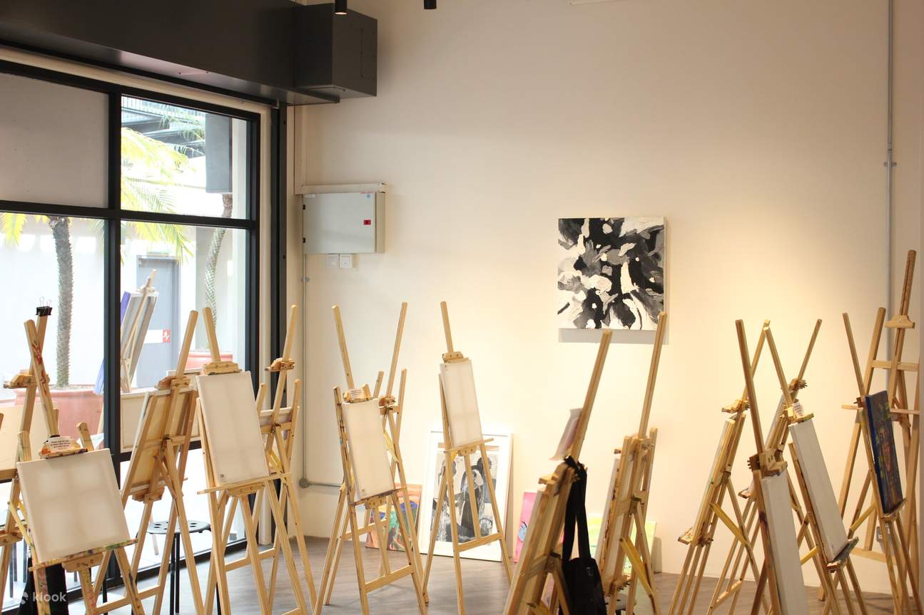 Art Workshop at Art Core in Plaza Arkadia - Klook Indonesia