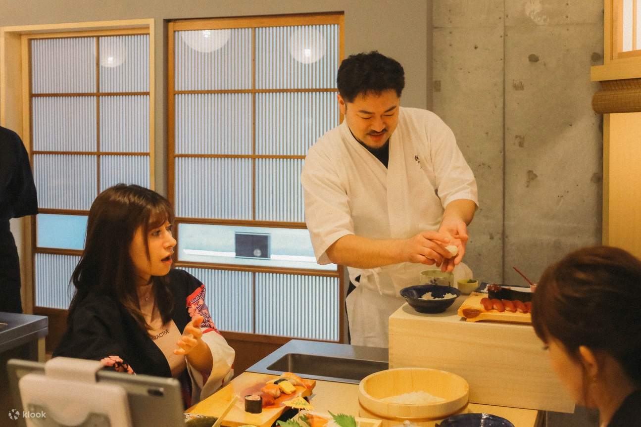 Sushi Making Class with Kimono near Tokyo Tower in Tokyo - Klook