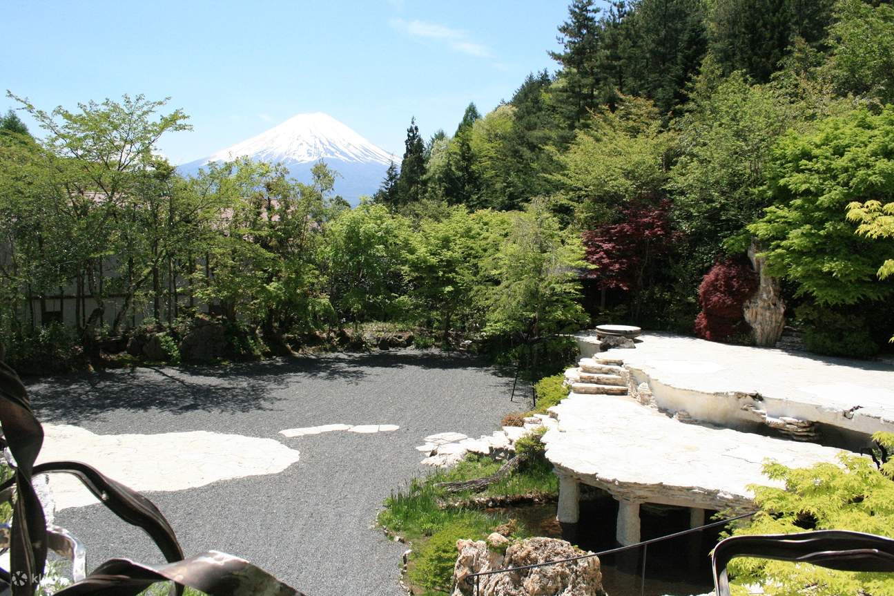 Muslim Friendly Mt. Fuji Day Tour with Halal Lunch & Prayer Time ...