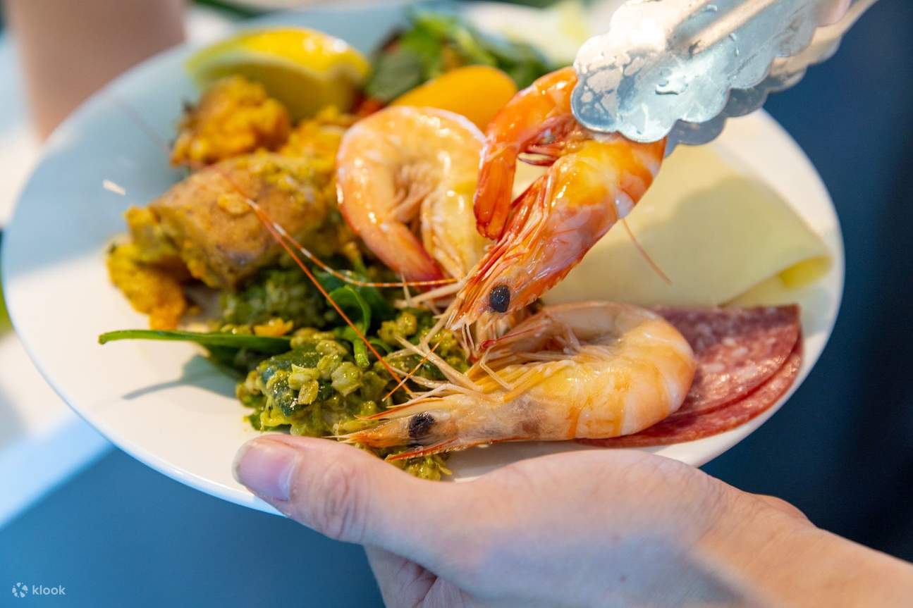 Moore Reef & Fitzroy Island in a Day - Klook