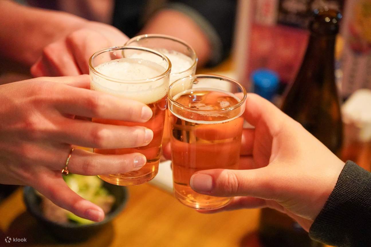 A Local Bar-Hopping Tour in Shinjuku - Klook