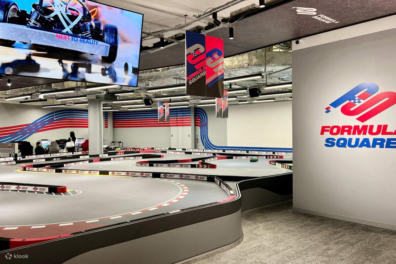 FORMULA SQUARE - 香港實體虛擬(RV)賽車體驗｜數碼港 - Klook香港