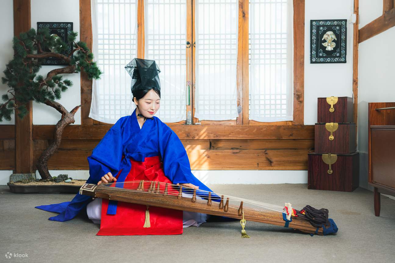 Jinyeon: Korean Traditional Music Performance with Modern vibes - Klook ...