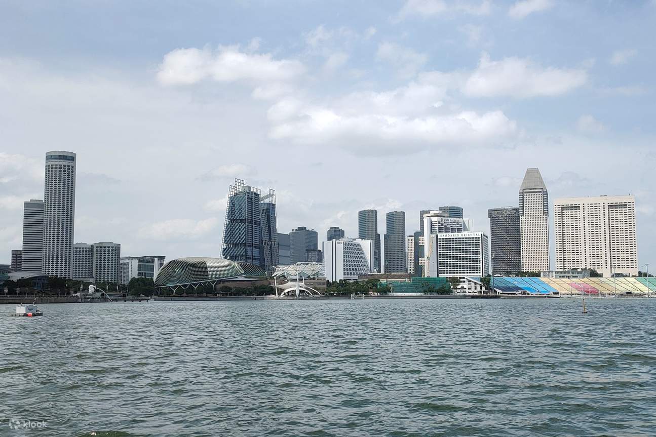 Singapore River Bumboat Cruise Half Day Tour with TUNGLOK Dinner - Klook