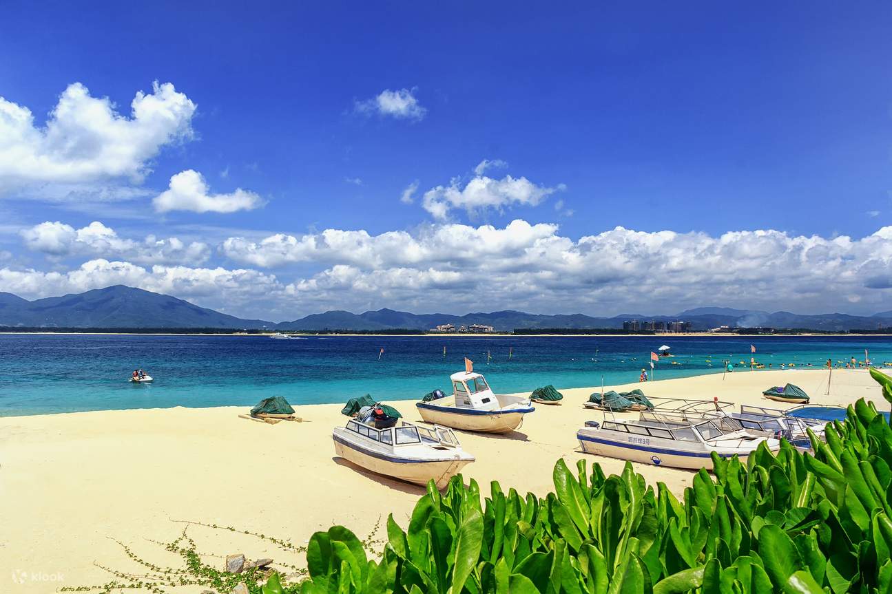Wuzhizhou Island Extreme Player VIP Package + Special Car Transfer ...