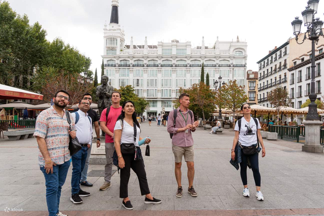 Explore Madrid's Royal Palace on an Afternoon Walking Tour with Skip ...