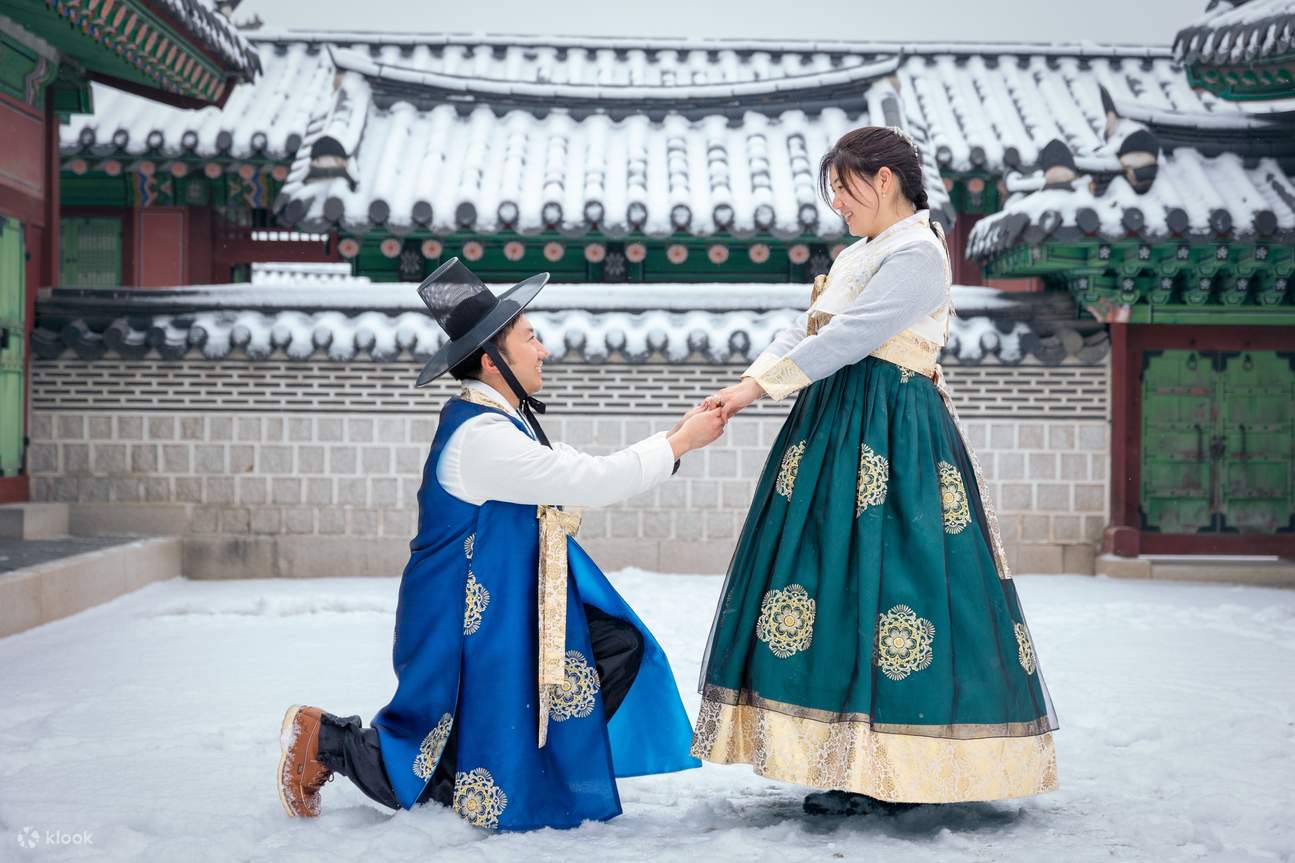 Gyeongbokgung K-drama Hanbok Experience by Daehanhanbok - Klook