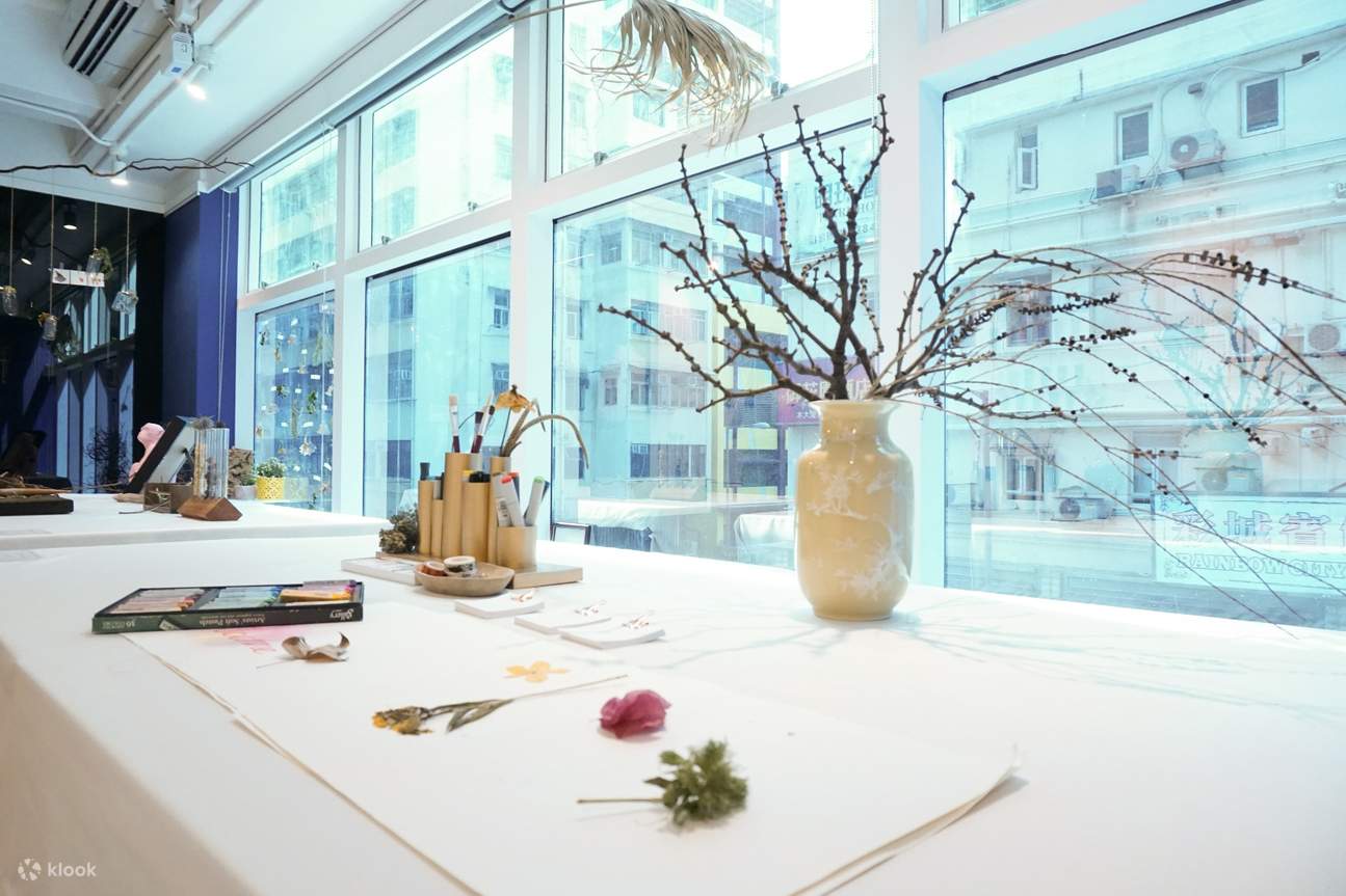 City Staycation at Tung Nam Lou Art Hotel (1 night Stay) - Klook Hong Kong