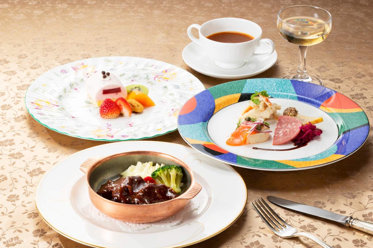 Online booking for Countdown Cruise 2023-2024 - Klook