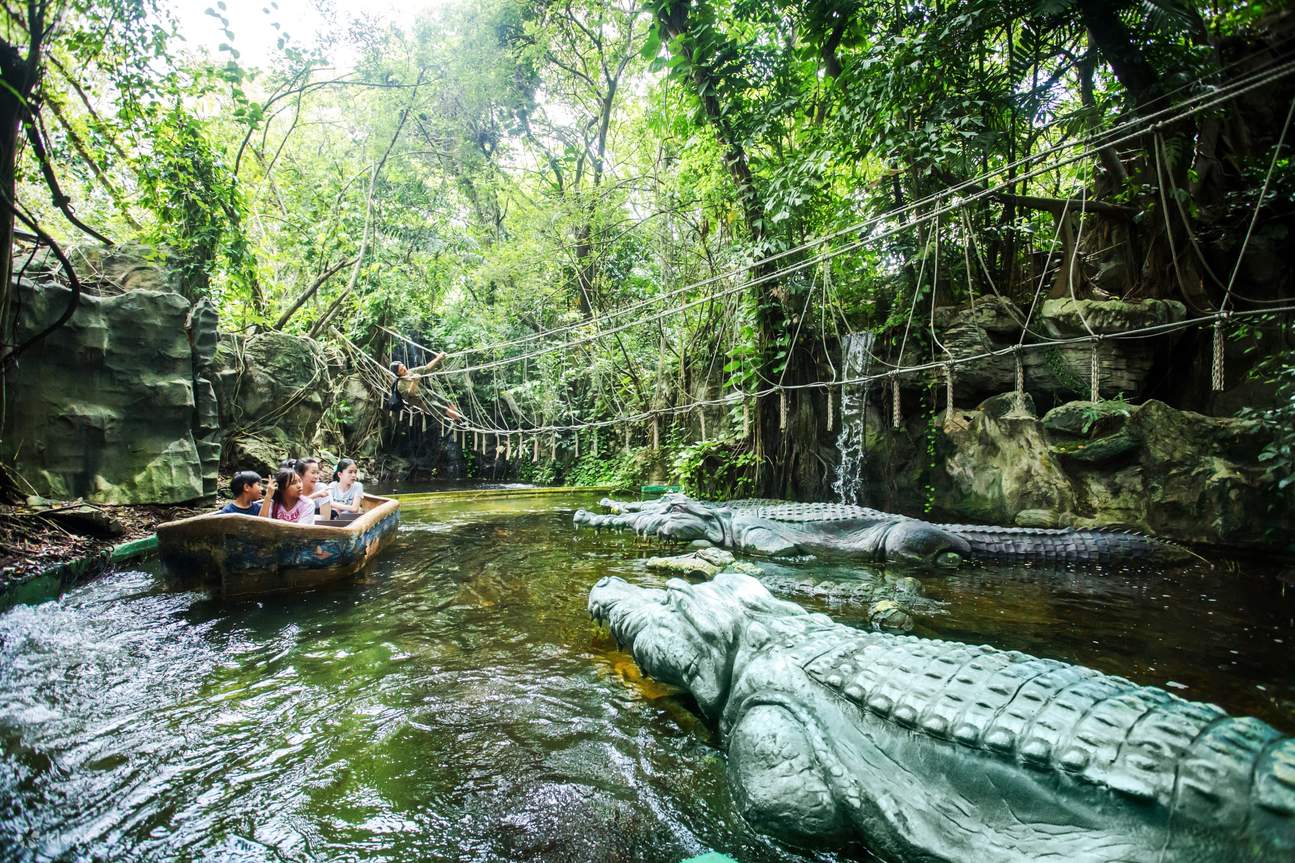 Bangkok Safari World with Premium Private Transfers Service - Klook