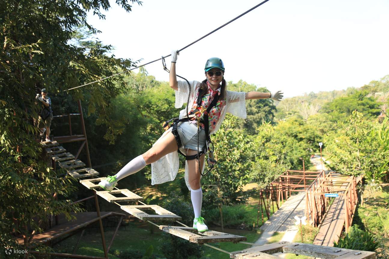 Parcours d'accrobranche du Phoenix Adventure Park - Klook États-Unis