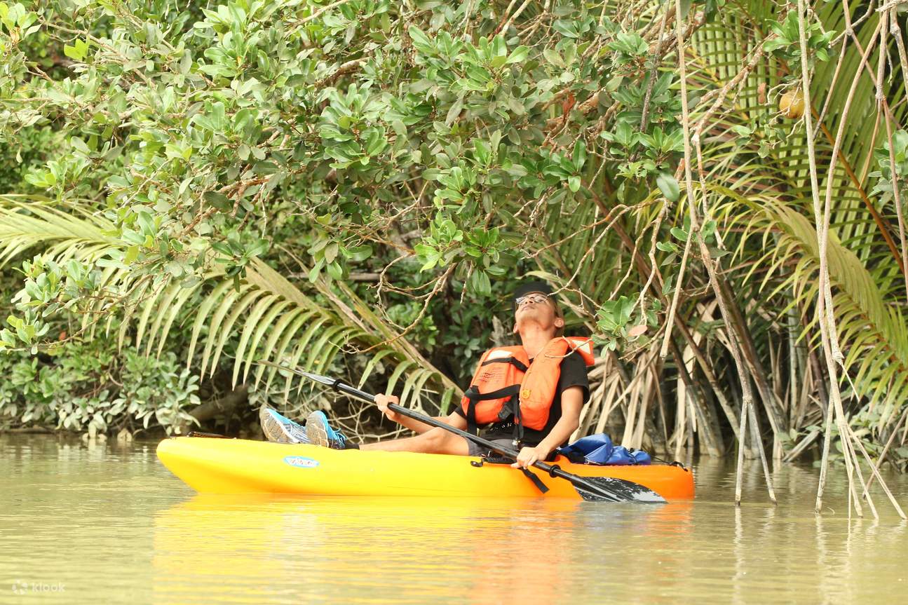 Petualangan Kayak Sungai Lebam dengan Transfer di Pantai Desaru - Klook Indonesia