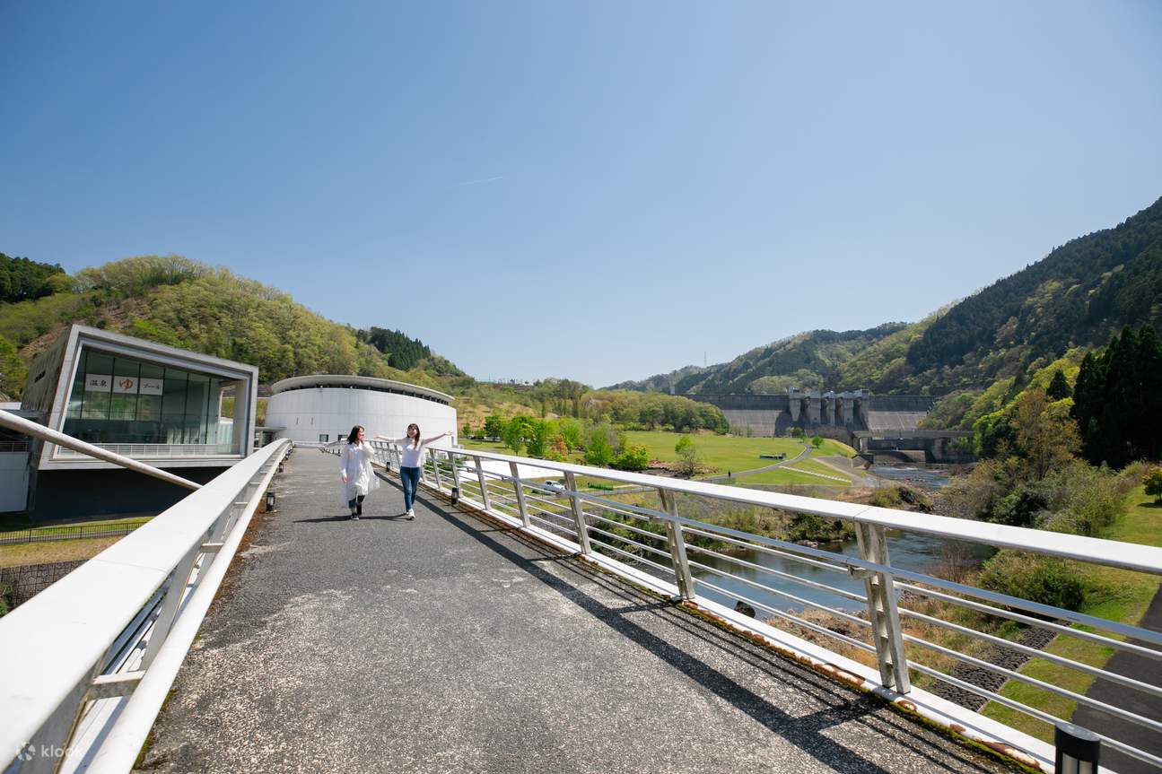 Online-Reservierung für das Roadside Station Springs Hiyoshi Onsen ...