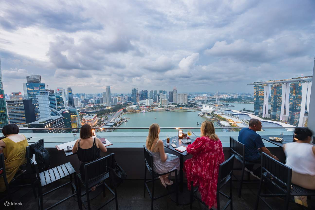 Restoran & Lounge LeVeL33 Craft-Brewery di Singapura - Klook Indonesia