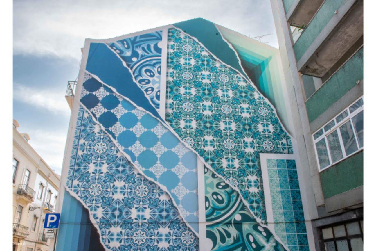 Lisbon Street Art Private Tuk Tuk Tour - Klook Philippines