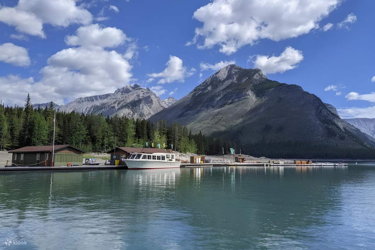 Grassi Lake, Grotto Canyon, and Lake Minnewanka Winter Tour in Banff ...
