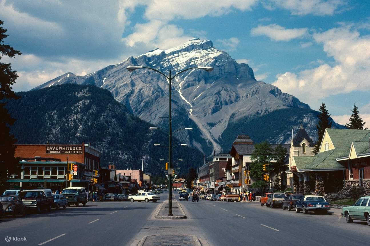 Banff area and Johnston Canyon Bus Tour - Klook United States