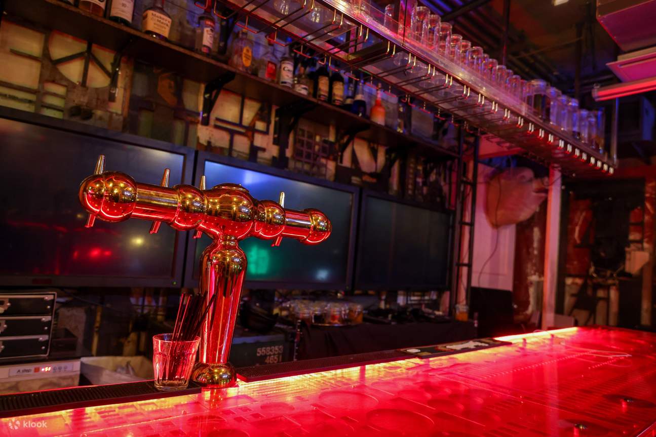 NEO SHINJYUKU ATSUSHI - Themed Restaurant in Tokyo, Shinjuku - Klook ...