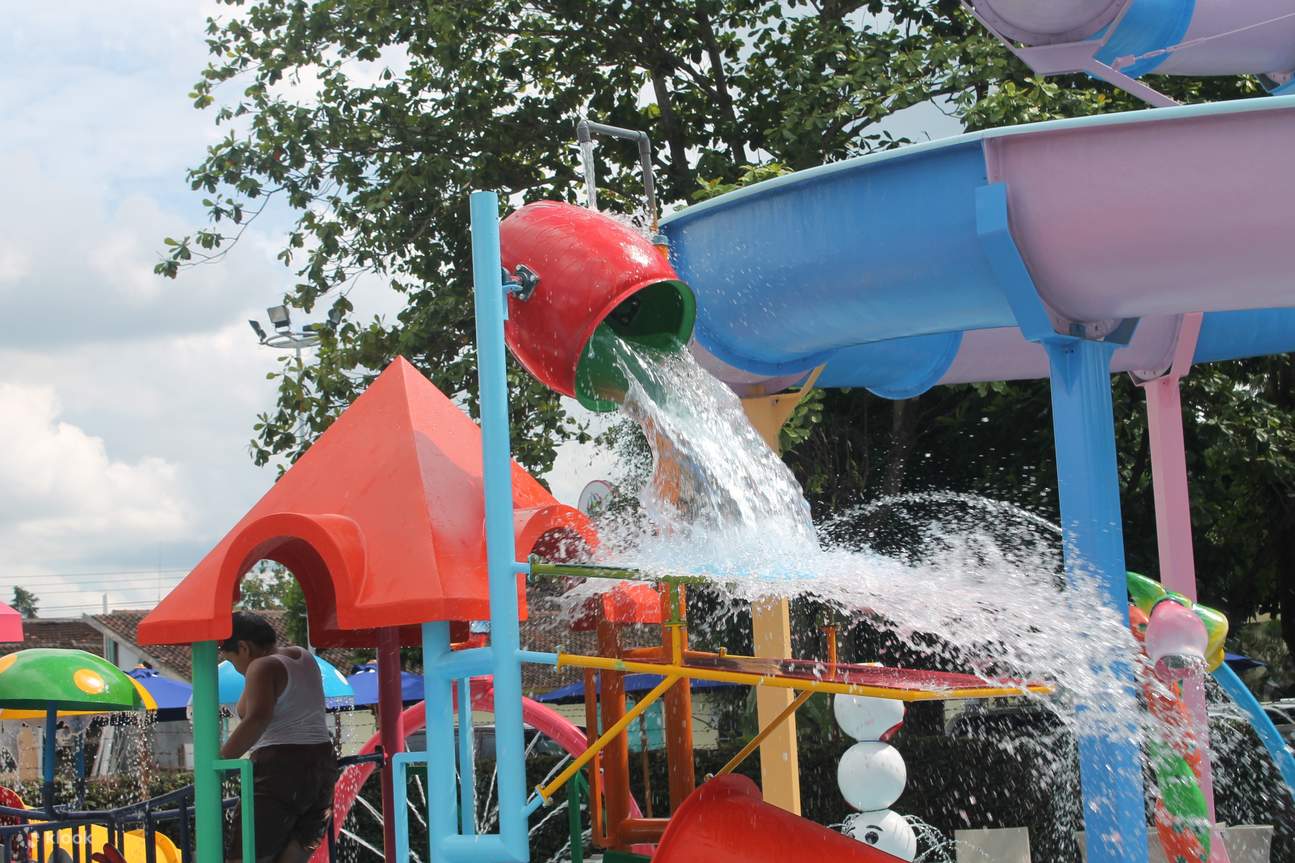 Aqua Splash Swimming Pool Ticket in Yogyakarta - Klook India