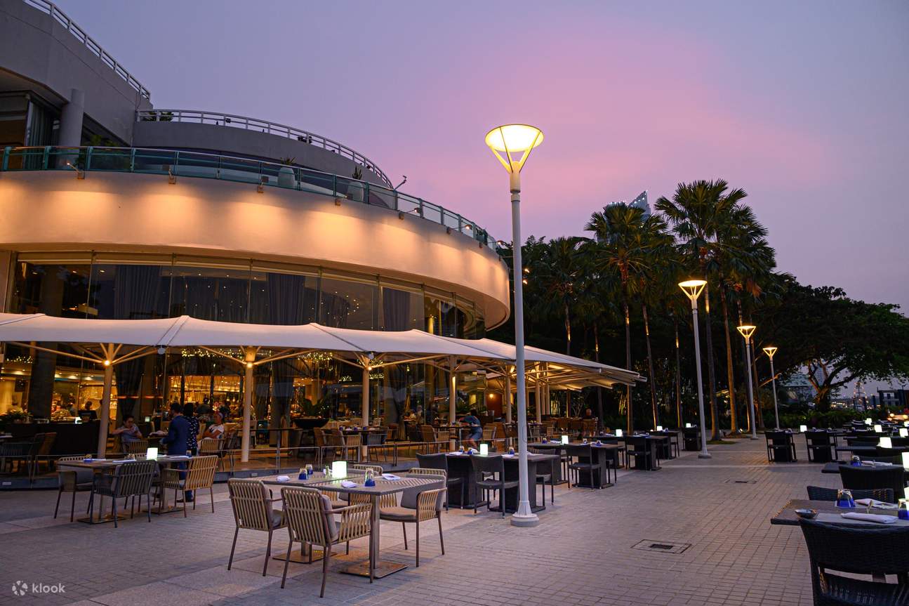 River Barge at Chatrium Hotel Riverside Bangkok - Klook