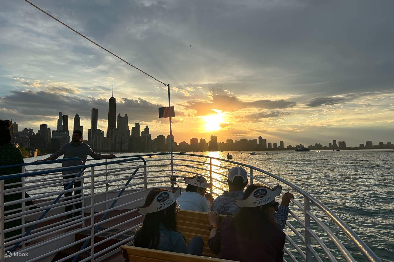 Skyline Lake Cruise Experience in Chicago - Klook