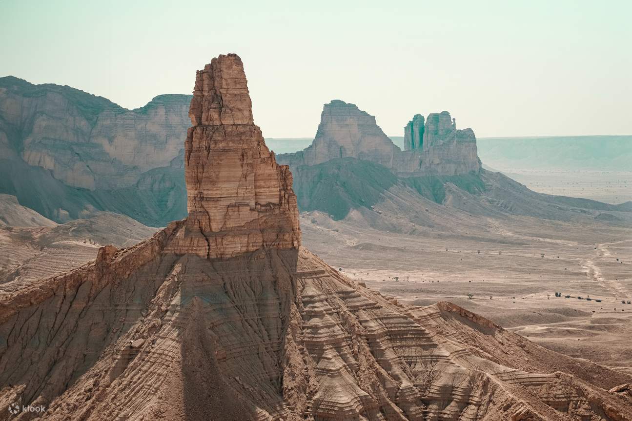 Saudi Arabia Second Edge of the World Tour - Klook