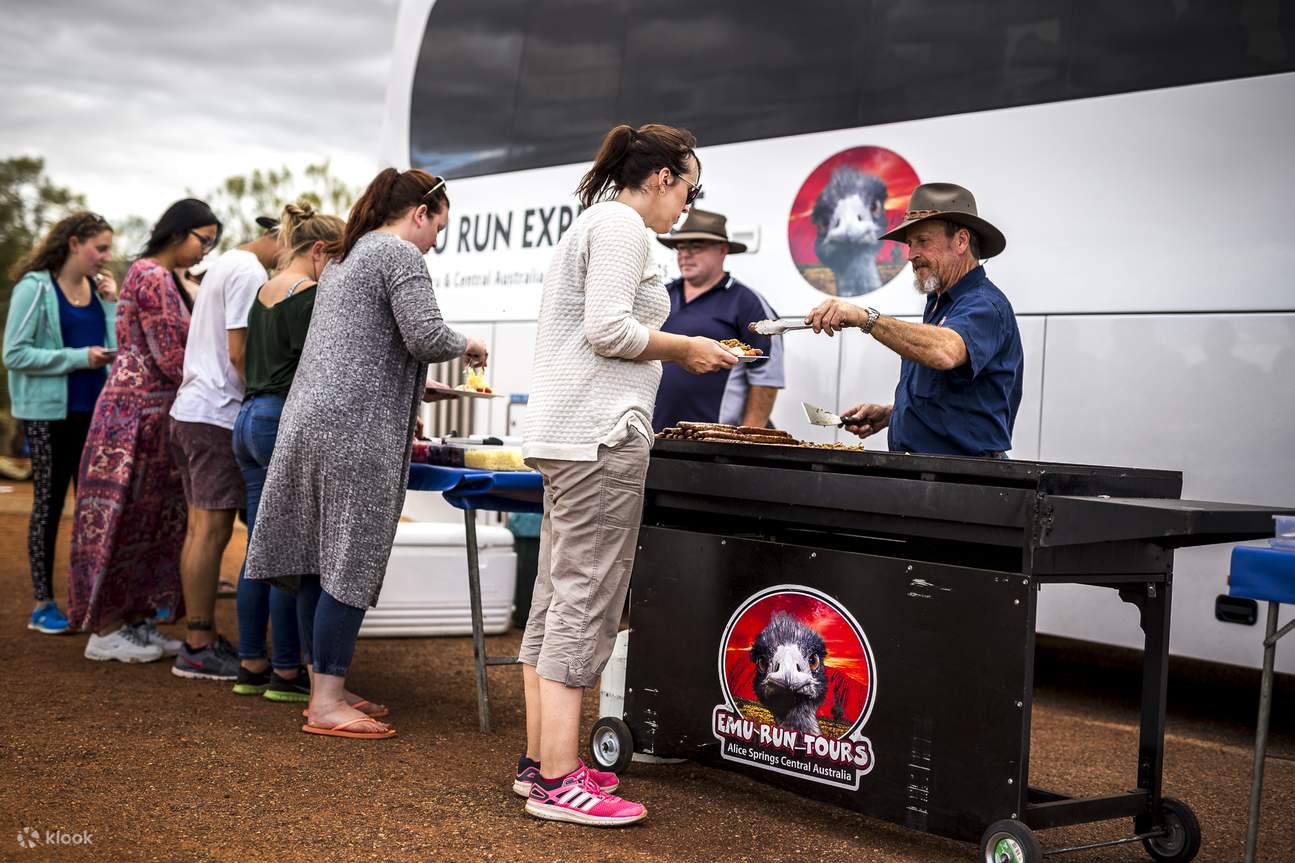 Uluru Sunset BBQ 2-Hour Tour - Klook