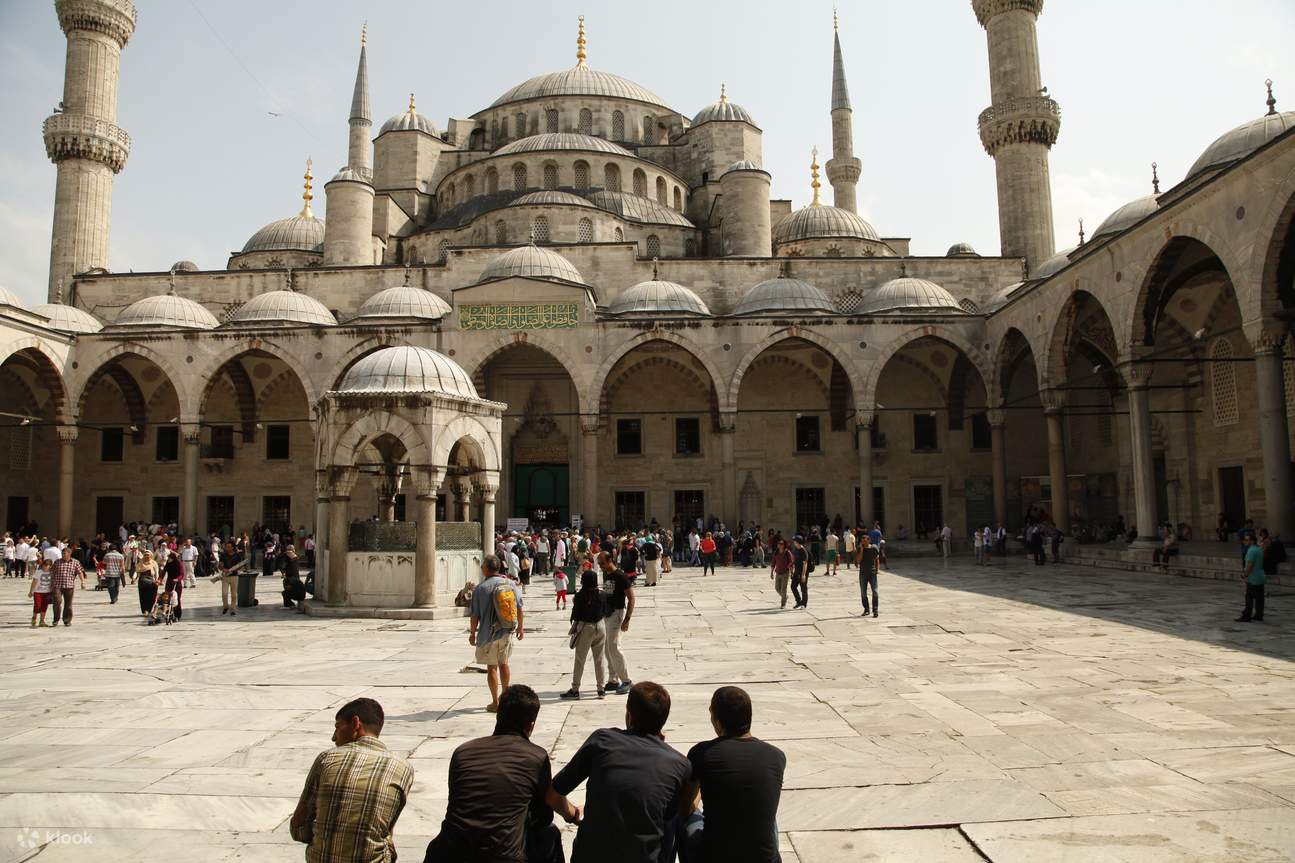 Hagia Sophia, Topkapi Palace, Blue Mosque, Grand Bazaar Guided Tour in ...