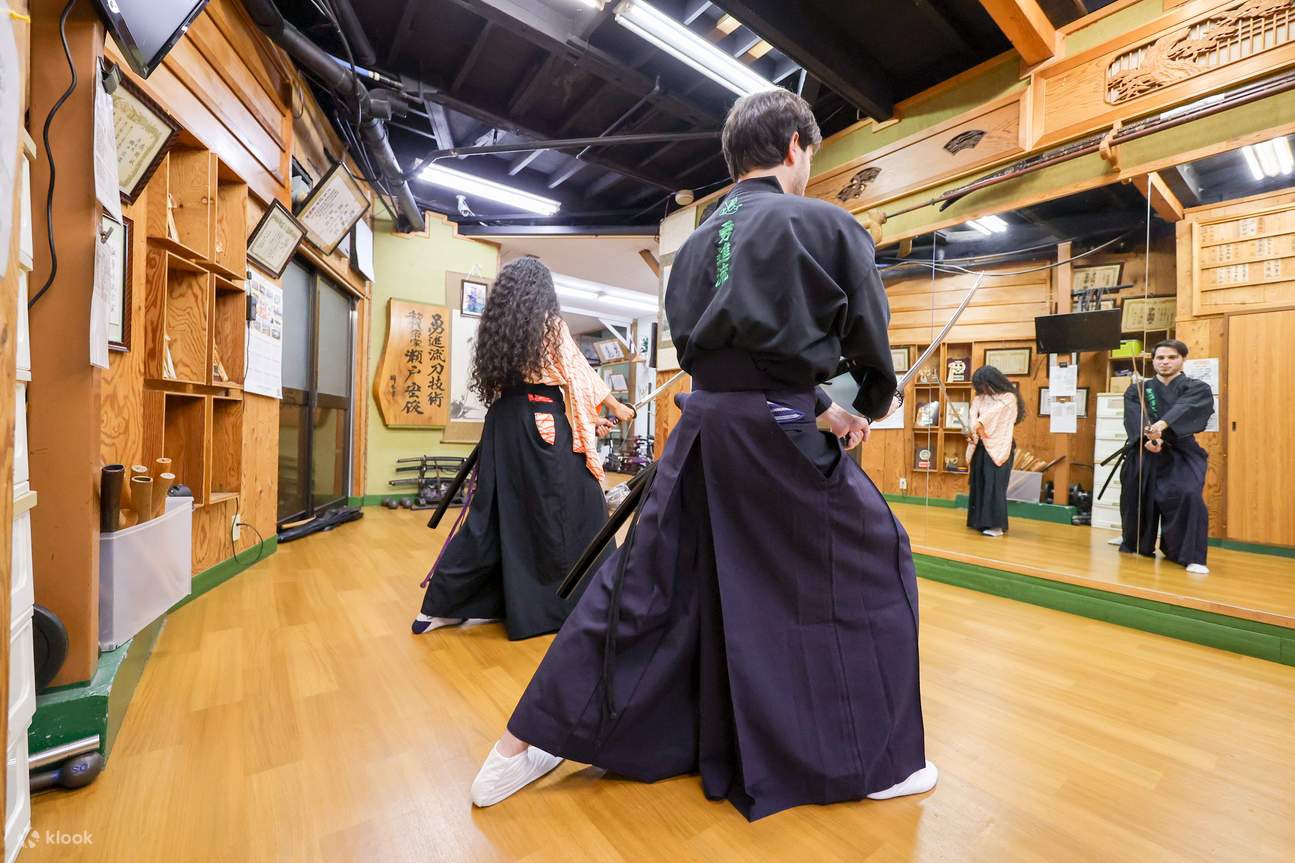 Samurai Sword Training & Bushido in Osaka With Pro Photographer - 클룩 ...