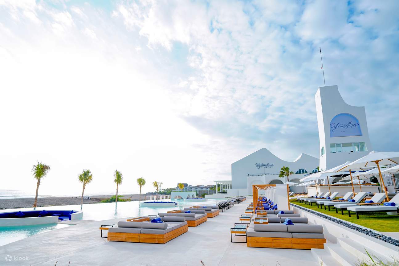 Cafe del Mar Beach Club Day Pass in Canggu, Bali - Klook