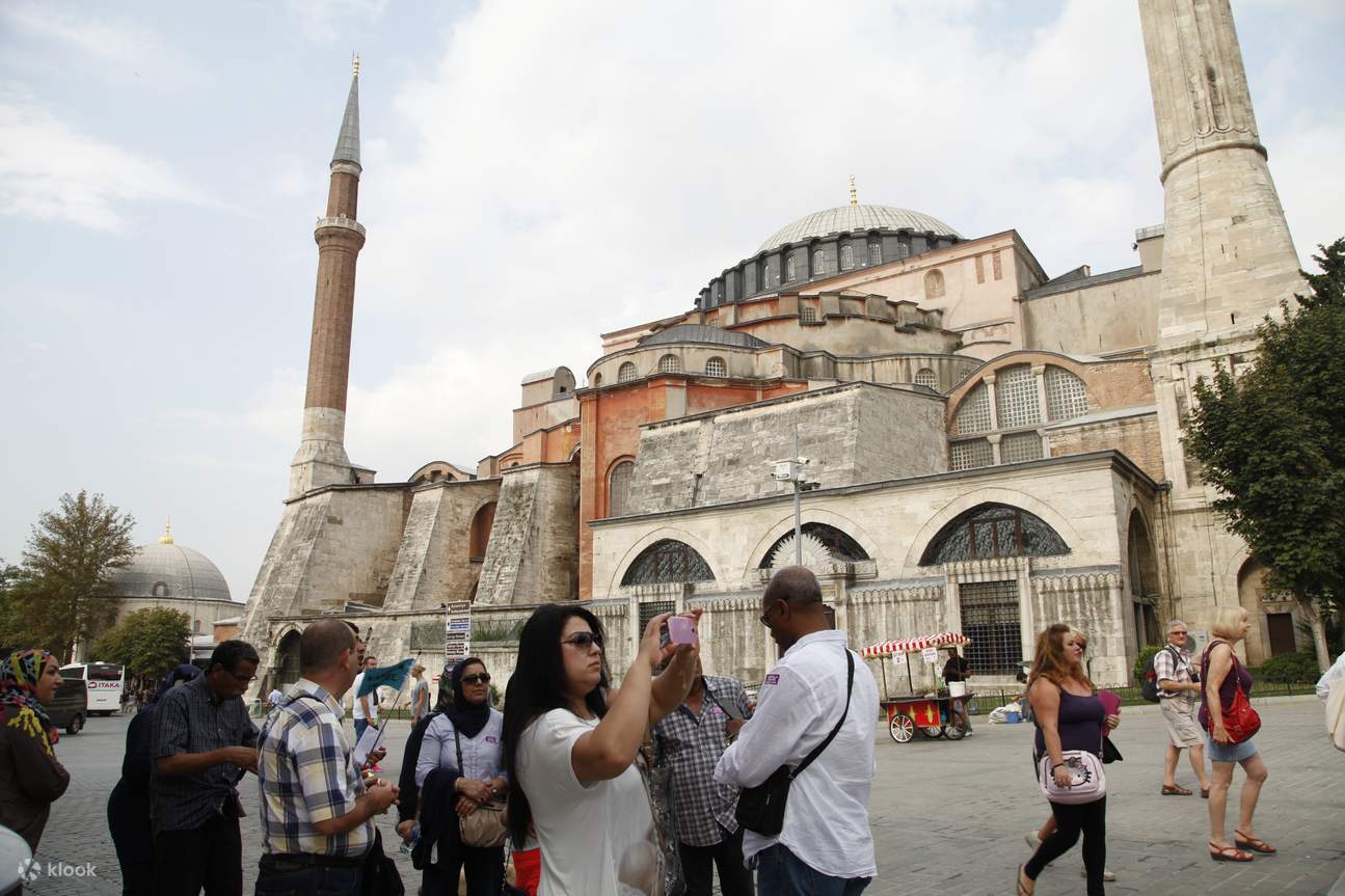 Hagia Sophia, Topkapi Palace, Blue Mosque, Grand Bazaar Guided Tour in ...