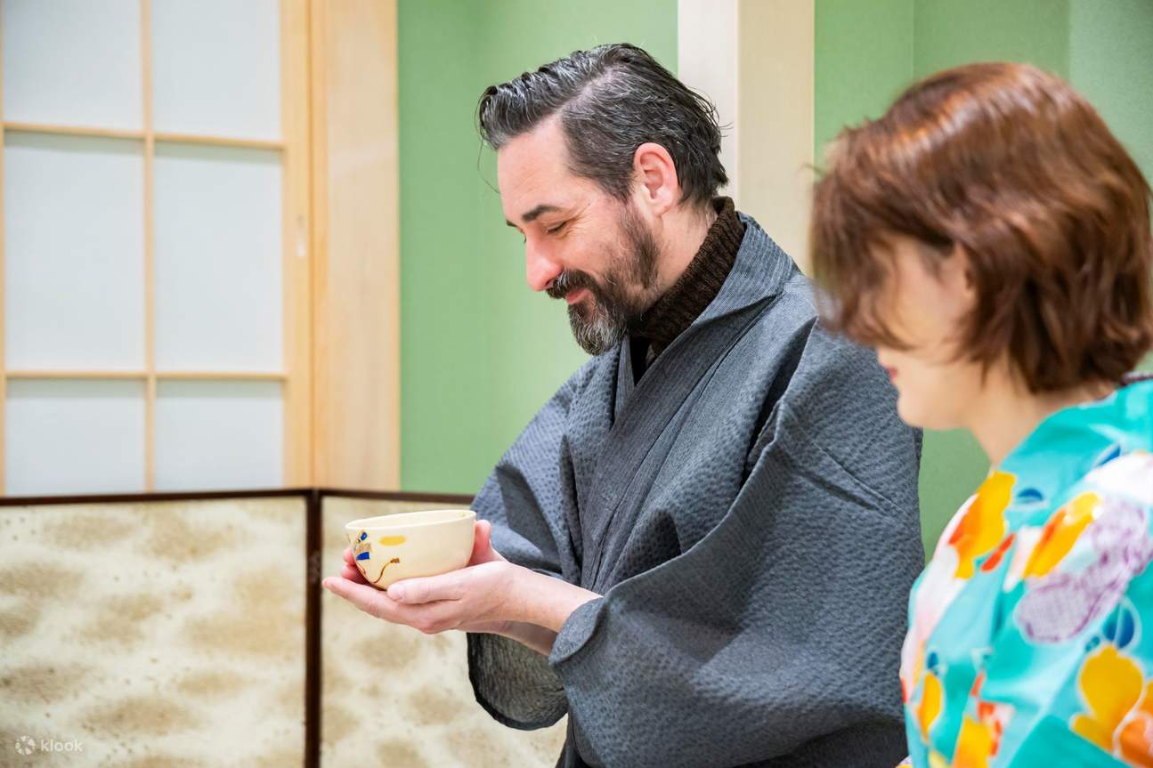 Tokyo: Authentic tea ceremony experience with a tea master in Ginza ...
