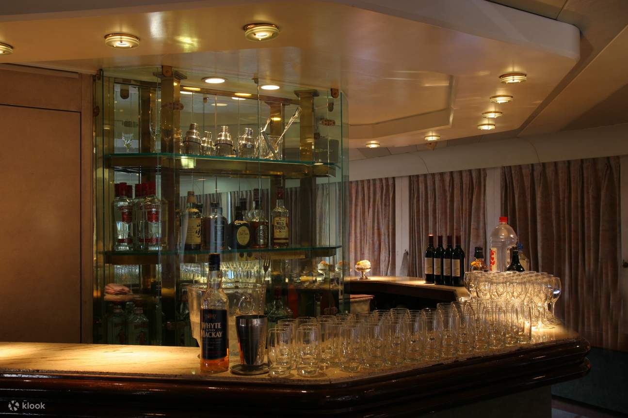 The Cruise Club Tokyo - Tokyo Bay Night Cruise Deluxe Dinner in Tokyo ...