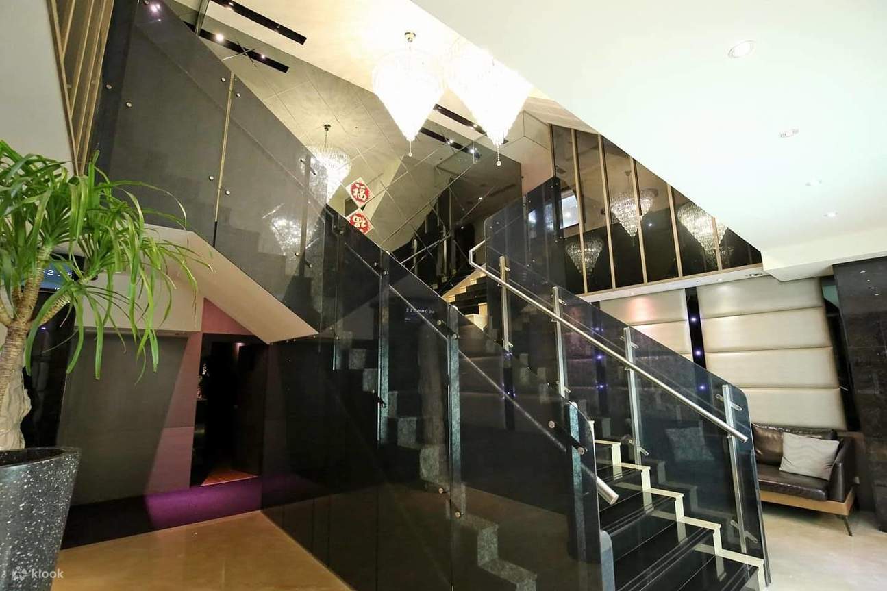 Taipei Zhongshan | Royal Spa Nanjing Branch | MRT Songjiang Nanjing ...